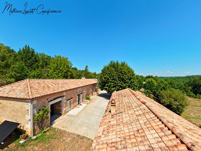 Maison 7 pièces à Sarliac-sur-l'Isle, à vendre