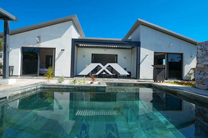 Maison à vendre - Saint-Benoît, Beauvallon - 4 pièces - 3 chambres