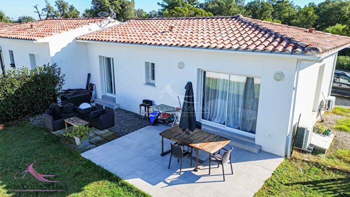 Maison à vendre - Ghisonaccia - 3 pièces - 2 chambres