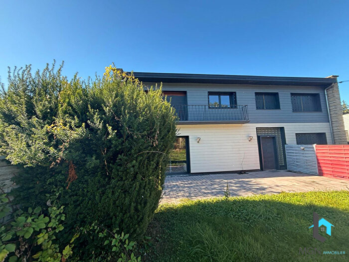 Maison à vendre - Maintenon - 7 pièces - 5 chambres