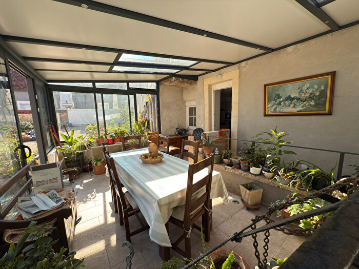 Maison à vendre - Ourouer-les-Bourdelins - 8 pièces - 6 chambres