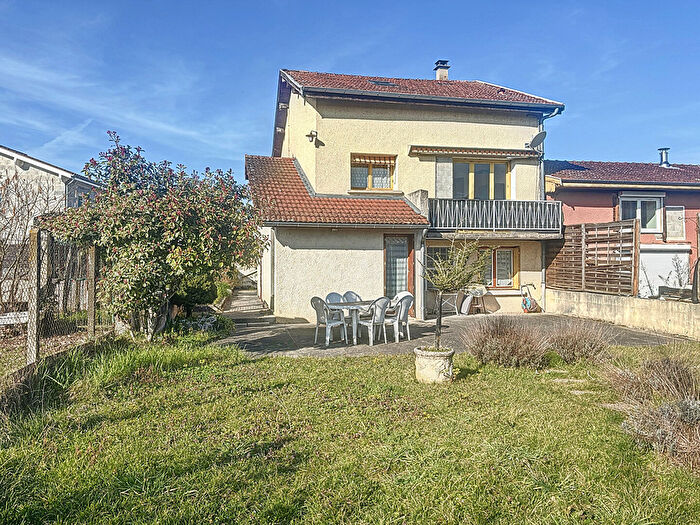 Maison à vendre - Blyes - 4 pièces - 3 chambres