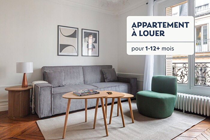 Appartement à louer - Saint Philippe du Roule, Paris ème arrondissement - 4 pièces - 3 chambres