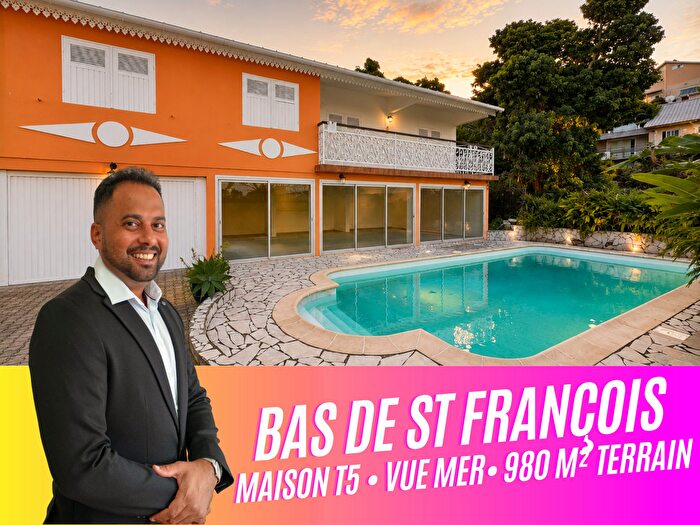 Saint-Denis : Maison 5 pièces à vendre