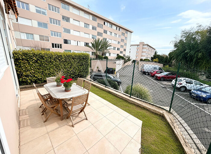 Appartement à vendre - Cagnes-sur-Mer, Le Val Fleuri - 2 pièces - 1 chambre