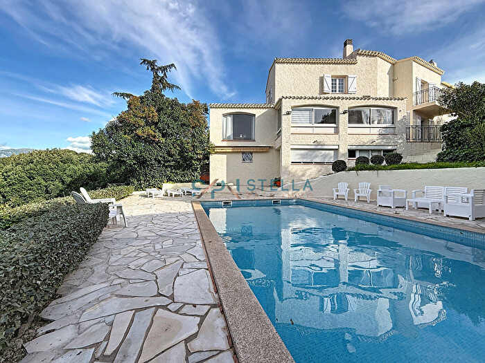 Maison à vendre - Appietto - 12 pièces - 7 chambres