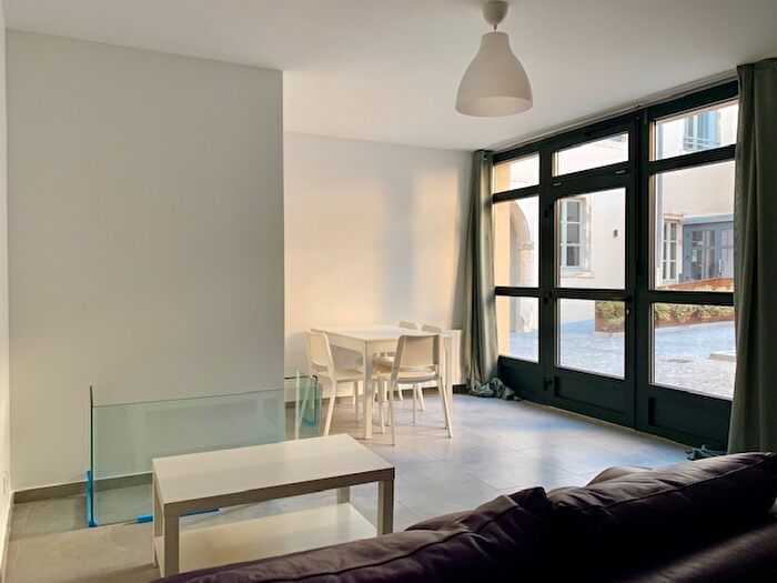 Nancy, Ville vieille, Léopold - Appartement 2 pièces à louer