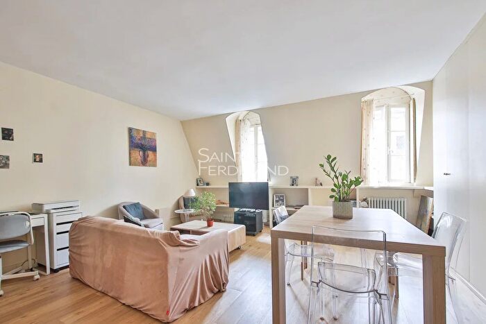 Paris 16ème, Porte de Saint-Cloud, Auteuil-Sud : Appartement 2 pièces à vendre