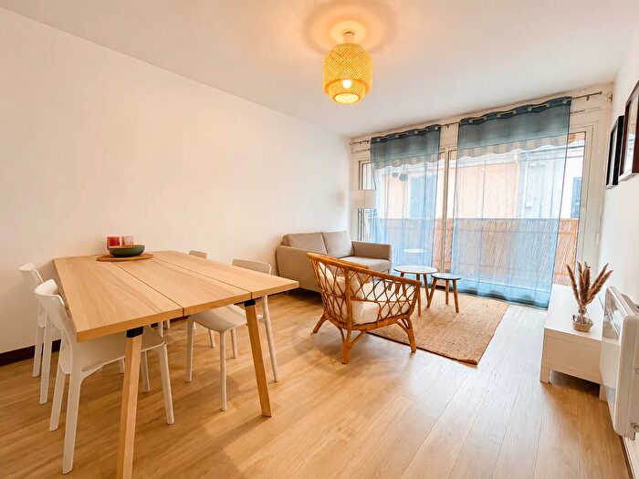 Appartement 2 pièces à Pau, Centre-ville, à vendre