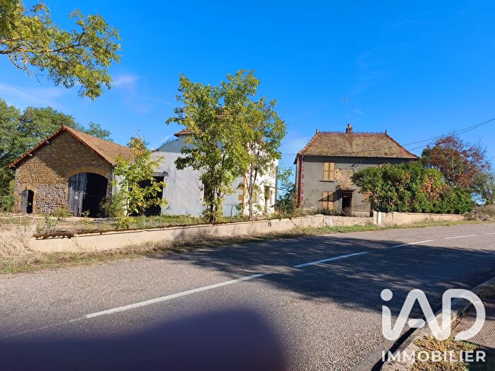 Melay - Maison 8 pièces à vendre