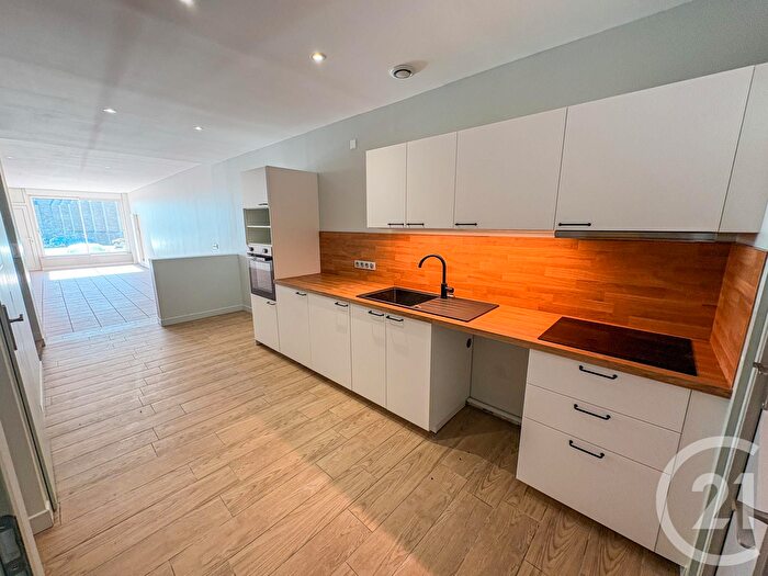 Romanèche-Thorins : Maison 5 pièces à vendre