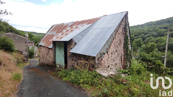 Maison à vendre - Saint-Nectaire - 2 pièces - 1 chambre