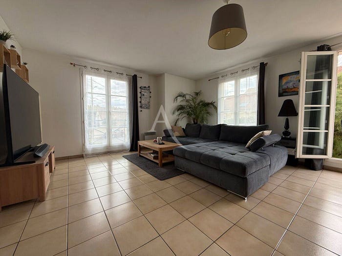 Appartement 3 pièces à Le Parterre, Dourdan, à louer