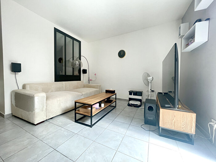 Maison à vendre - Gignac - 4 pièces - 3 chambres