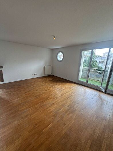 Appartement à louer - Bergère-Moulin, Puteaux - 3 pièces - 2 chambres