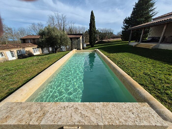 Maison 7 pièces à vendre à Villegouge