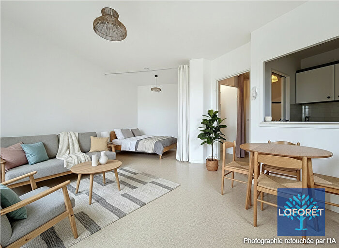 Challans, Centre-ville : Appartement 1 pièce à louer