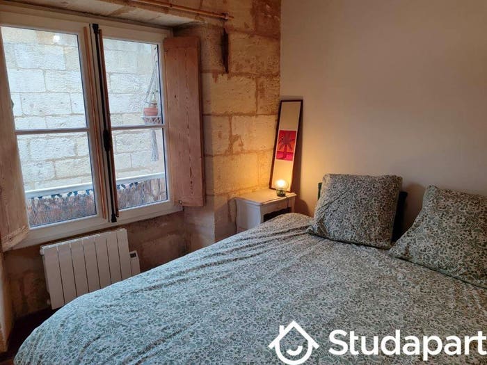 Centre ville, Bordeaux : Appartement 1 pièce à louer