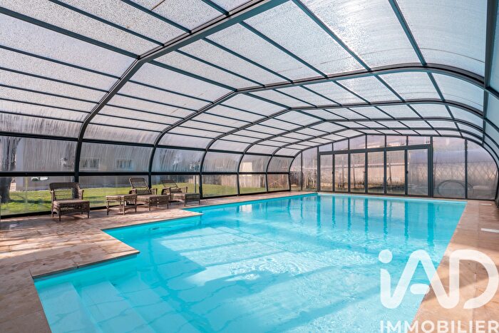 Maison à vendre - Thil - 16 pièces - 8 chambres