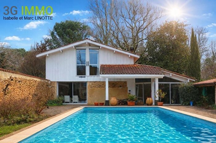 Maison 7 pièces à vendre à Mont-de-Marsan, Bourg-Neuf