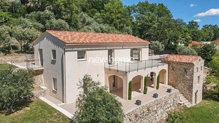 Maison à vendre - Seillans - 5 pièces - 3 chambres