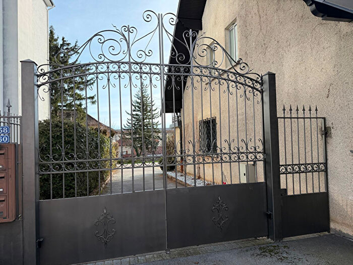 Maison à vendre - Besançon, Chaprais Cras - 9 pièces - 6 chambres