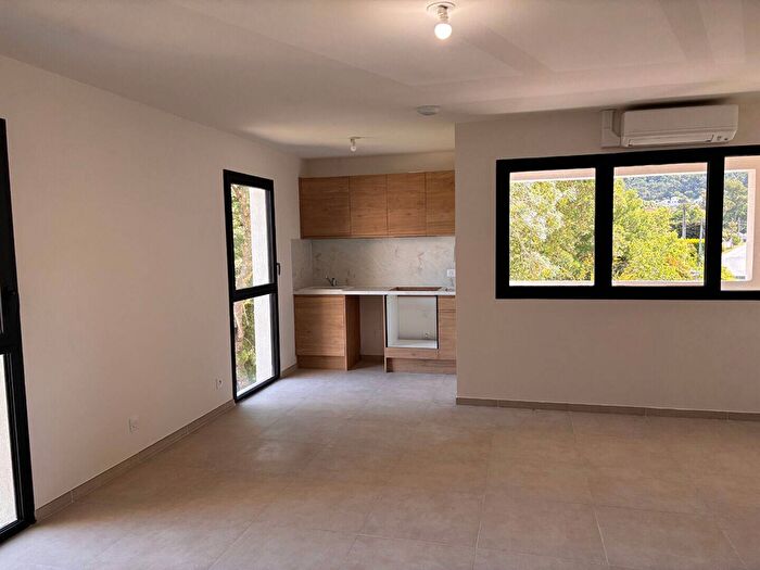 Appartement 2 pièces à louer - La Destrousse