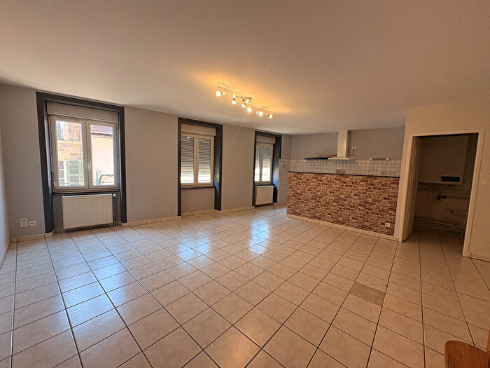 Saint-Laurent-de-Chamousset : Appartement 3 pièces à vendre