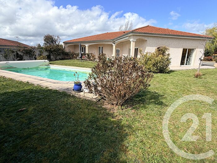 Maison à vendre - Feurs - 7 pièces - 5 chambres