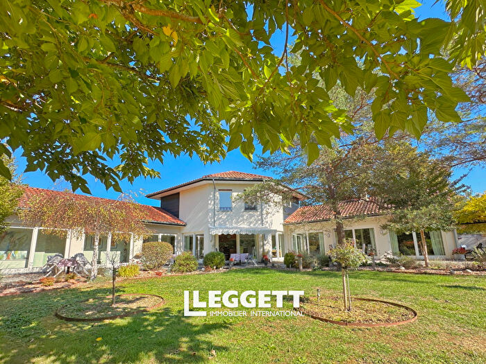 Maison à vendre - Bourg-du-Bost - 9 pièces - 4 chambres