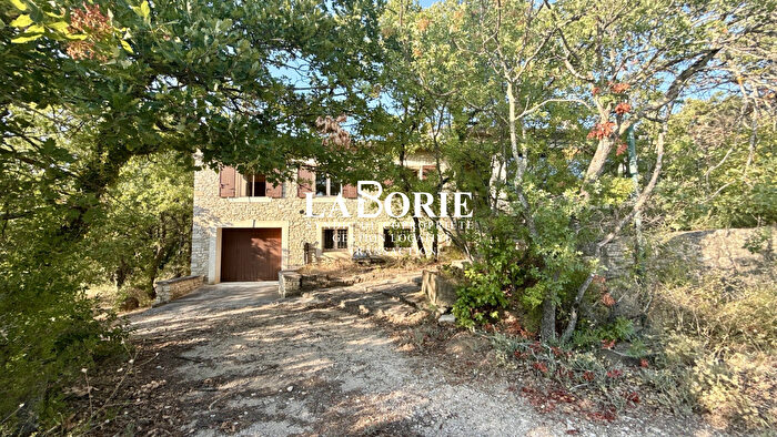 Gordes : Maison 6 pièces à vendre