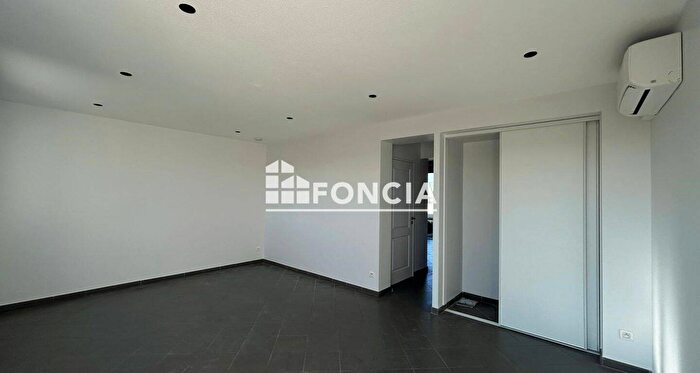 Appartement 4 pièces à louer à Quincieux