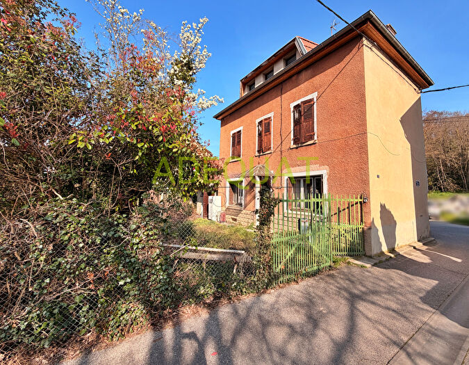 Maison à vendre - Bourgoin-Jallieu, Libération, Barbusse - 5 pièces - 4 chambres