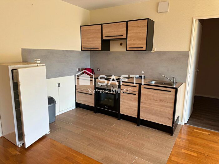 Appartement 2 pièces à Thorigny-sur-Oreuse, à vendre