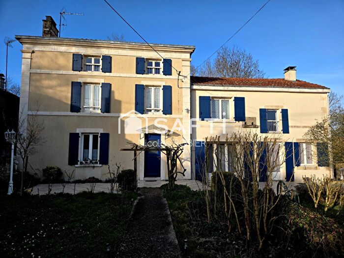 Maison à vendre - Niort, Centre-ville - 5 pièces - 3 chambres