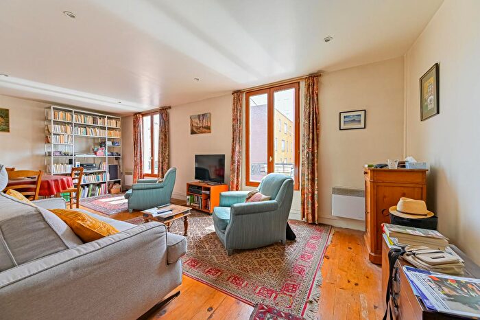 Appartement 3 pièces à Clichy, République, Victor Hugo, à vendre