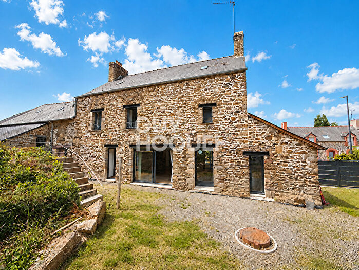 Maison 5 pièces à Saint-Broladre, à vendre