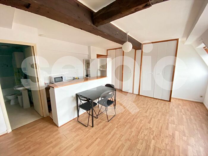 Arras, Centre-ville : Appartement 1 pièce à louer