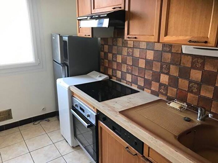 Appartement à louer - LEcorchade, Chamalières - 4 pièces - 3 chambres