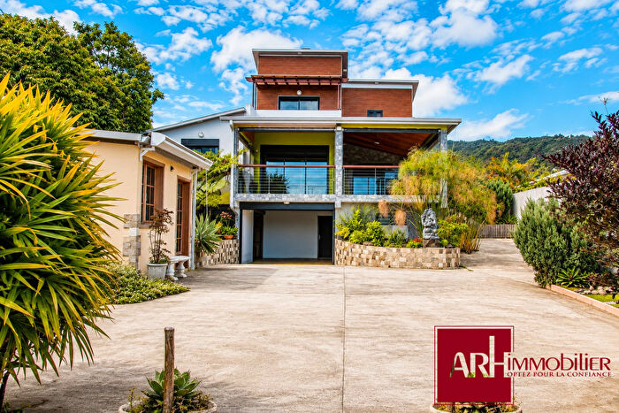 Entre-Deux : Maison 4 pièces à vendre