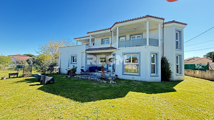 Bagard - Maison 8 pièces à vendre