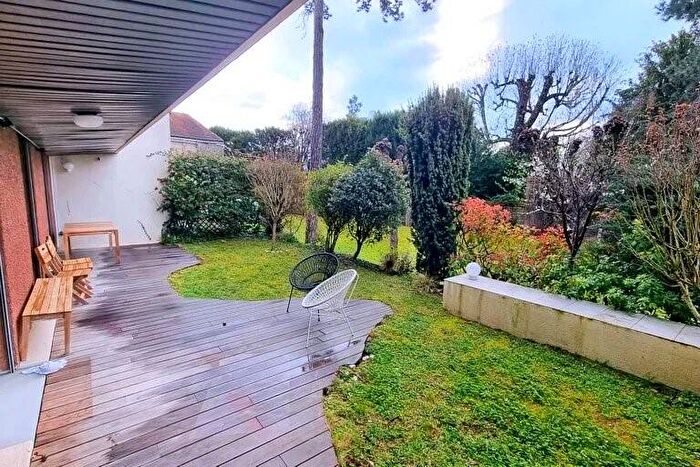 Appartement à louer - Gare, Chatou - 4 pièces - 3 chambres