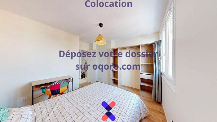 Appartement à louer - Cusset, Villeurbanne - 5 pièces - 4 chambres
