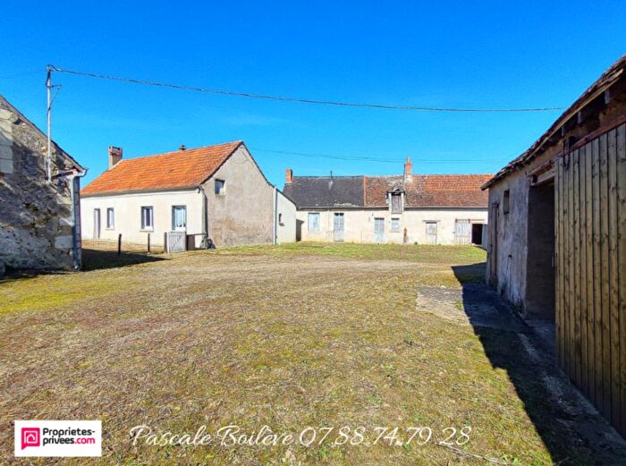 Maison à vendre - Vernoil-le-Fourrier - 3 pièces - 2 chambres