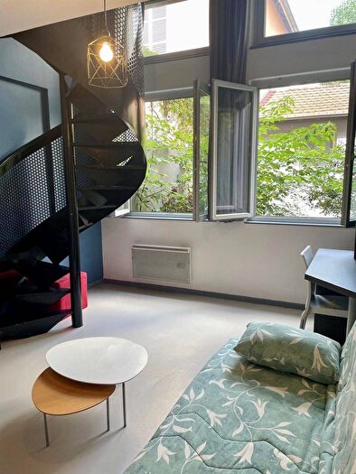 Appartement à louer - Lyon ème arrondissement - 2 pièces - 1 chambre