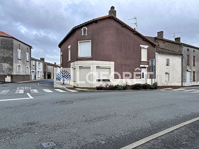 Maison à vendre - Saint-Germain-de-Longue-Chaume - 5 pièces - 3 chambres