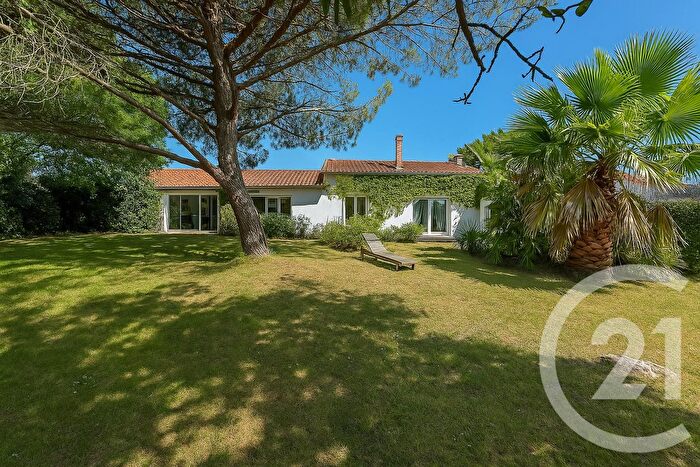 Maison à vendre - Jau-Dignac-et-Loirac - 5 pièces - 3 chambres