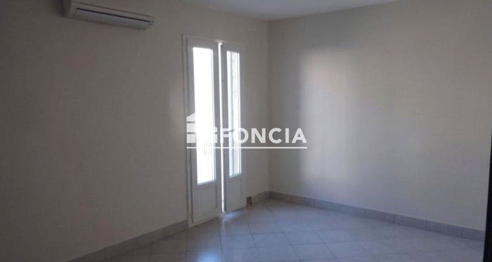 Les Alyscamps-Chabourlet, Arles : Appartement 3 pièces à louer