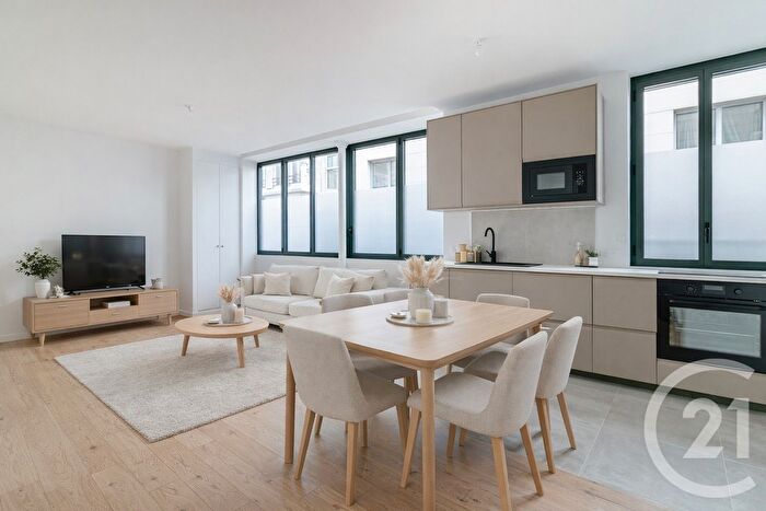 Appartement à vendre - Paris e , Mouzaia - 3 pièces - 2 chambres