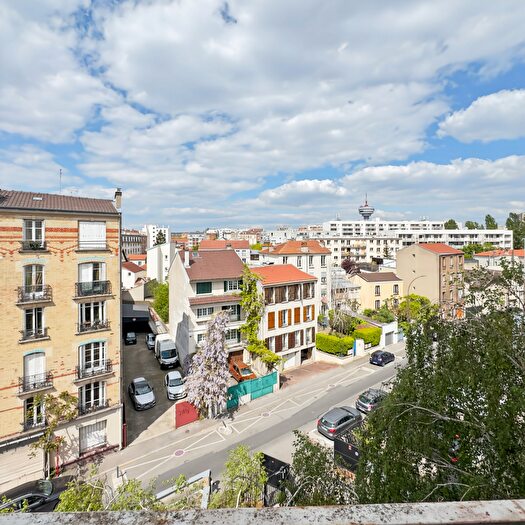 Appartement 4 pièces à Les Lilas, Bruyères, Chassagnolle, à vendre